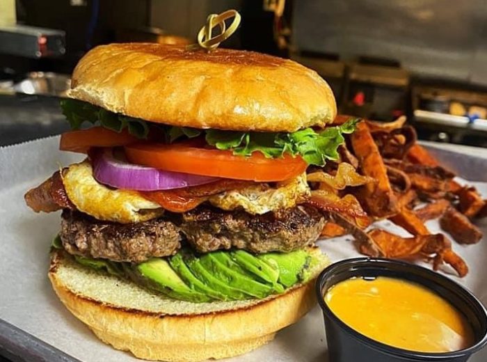 Oscar’s Breakfast, Burgers & Brews - Huntington Area CVB